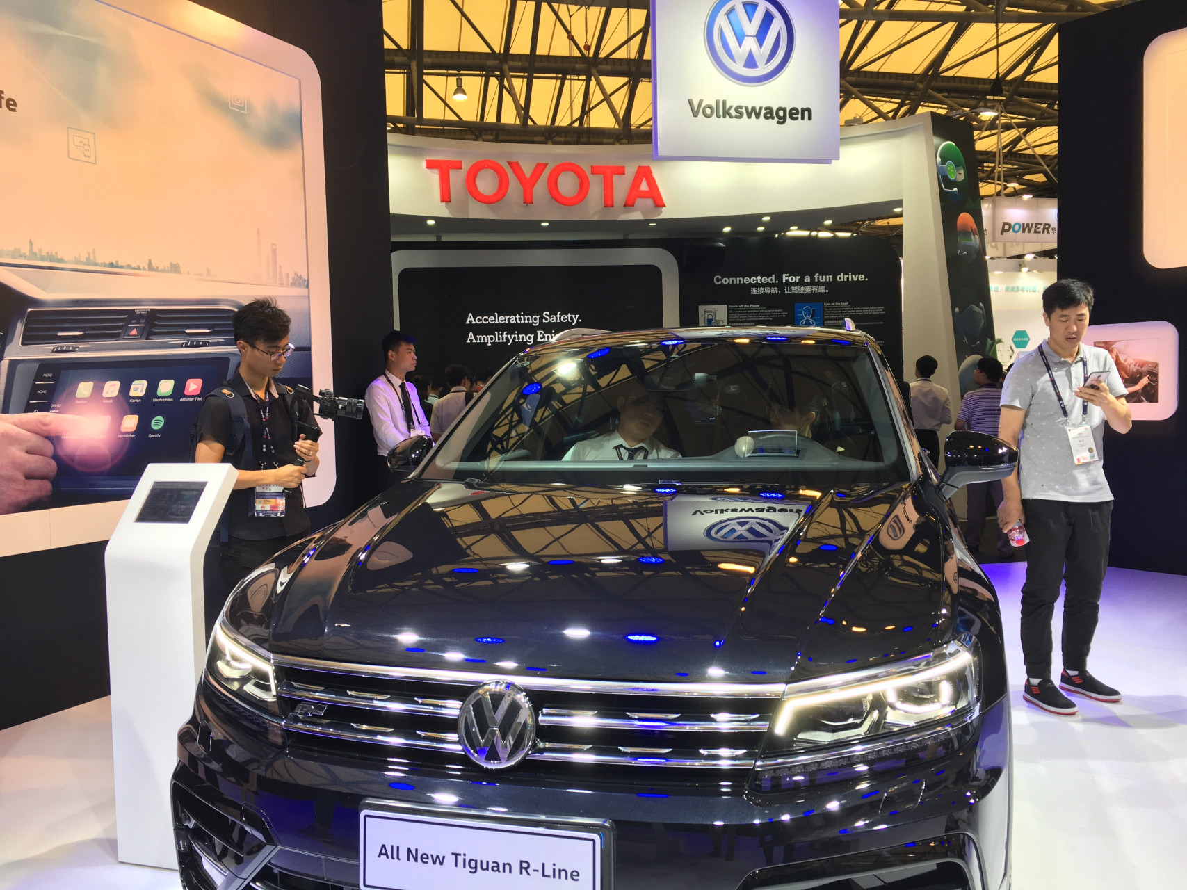 Connected cars at MWC Shanghai: Openness, versatility, and tons of data ...